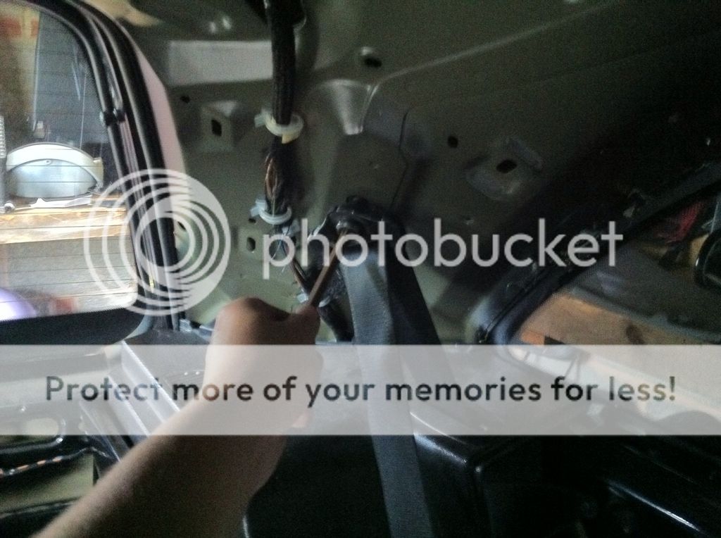 guide for removing/refitting of a corsa c tailgate/boot/boot lock ...