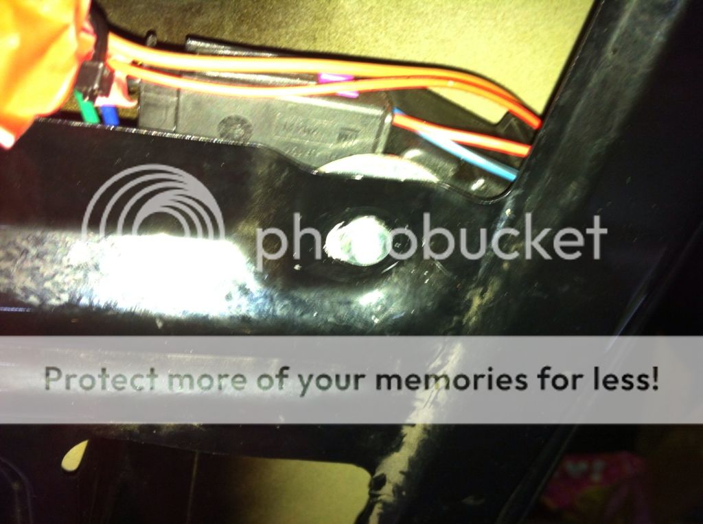 guide for removing/refitting of a corsa c tailgate/boot/boot lock ...