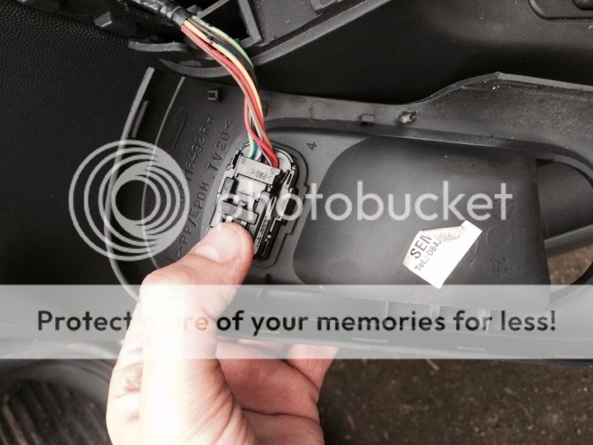 removing & refitting a corsa c ignition barrel, boot lock & driver door ...